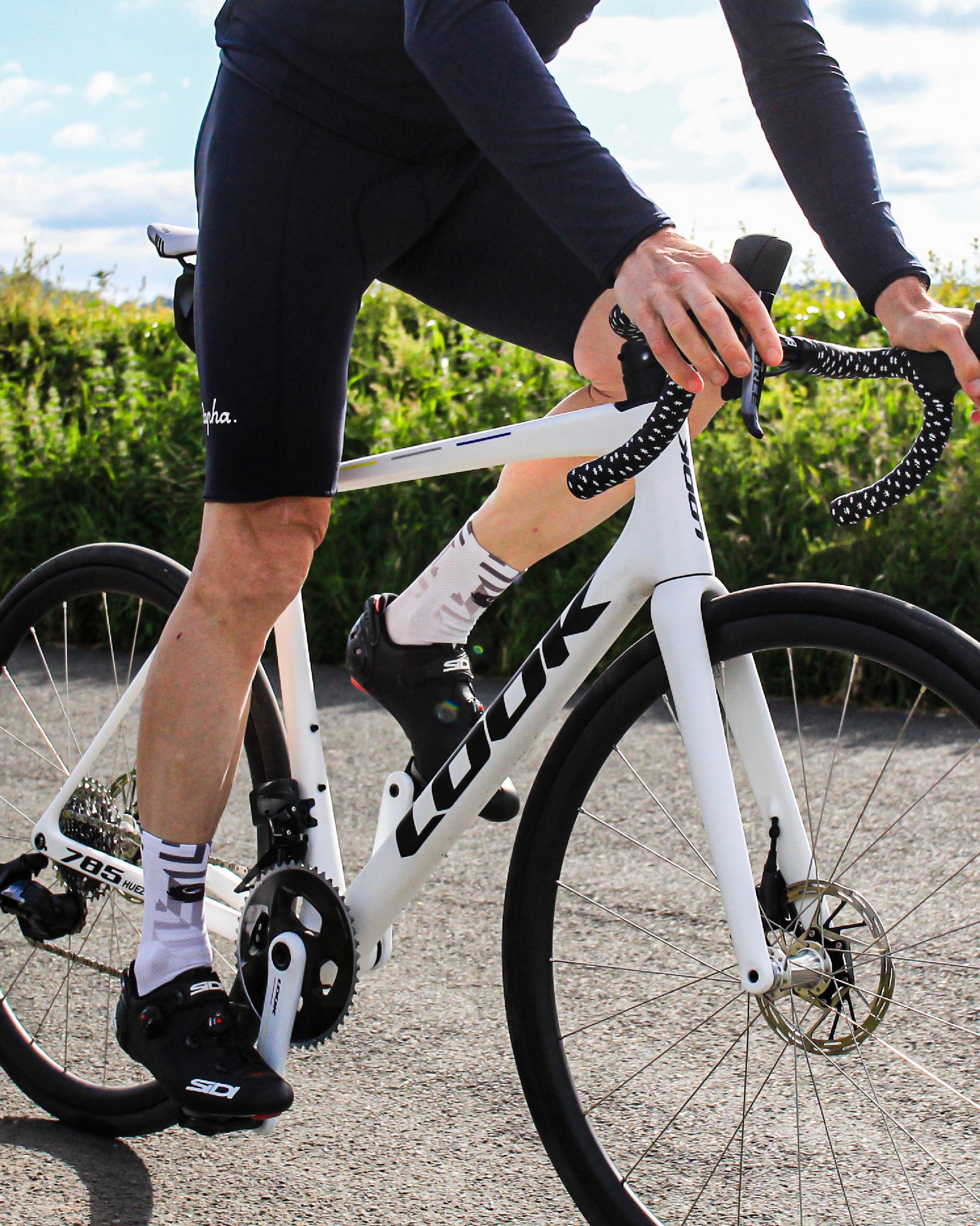 New LOOK Cycles 785 Huez - ultimate climbers bike - Tested by Mapdec ...